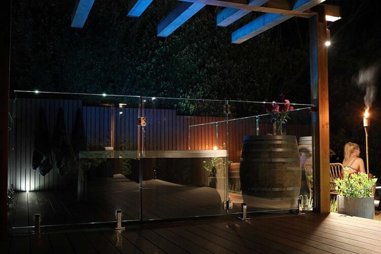 IG Railing – Illuminated Glass Railing